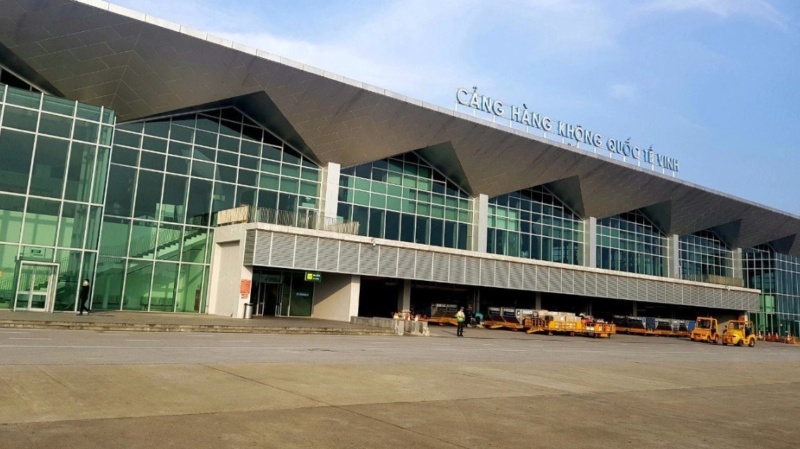 Hé lộ tiến độ Sân bay Vinh: nhà thầu đẩy 3 ca liên tục, mục tiêu khai ...