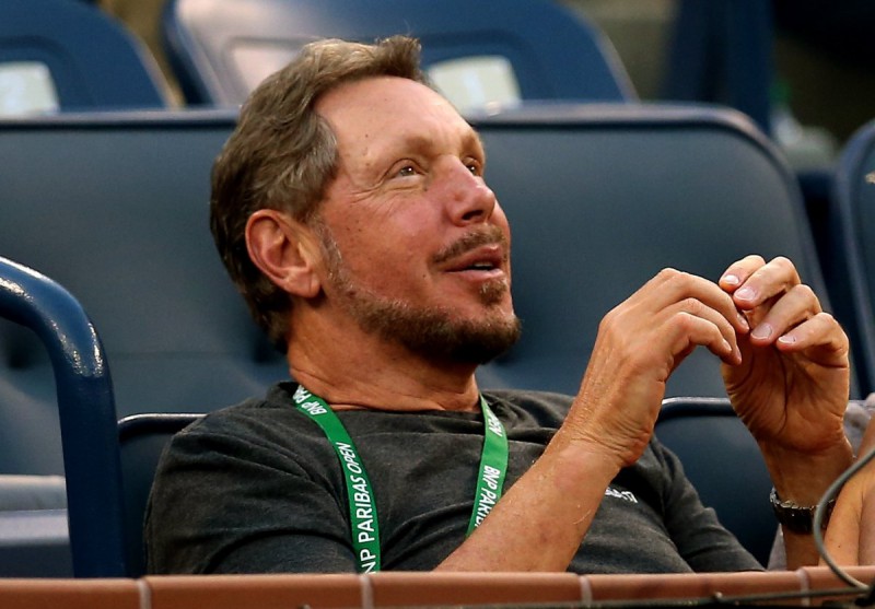 Chân dung tỷ phú Larry Ellison - Ông chủ Oracle, công ty vừa được ...