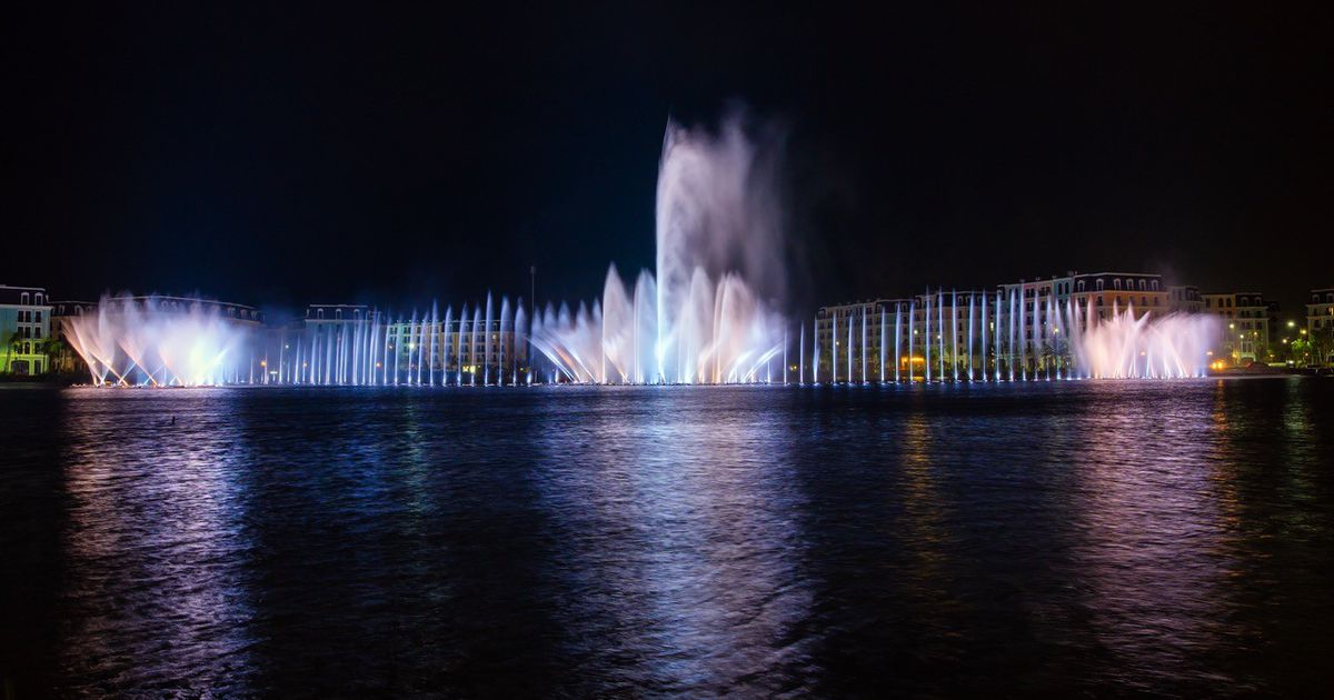 Halong Marina ra mắt Halo Bay Show: Biểu tượng giải trí mới bên vịnh Di ...
