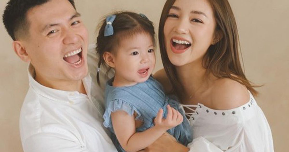 Gia thế khủng của cha bé Pam là ai?